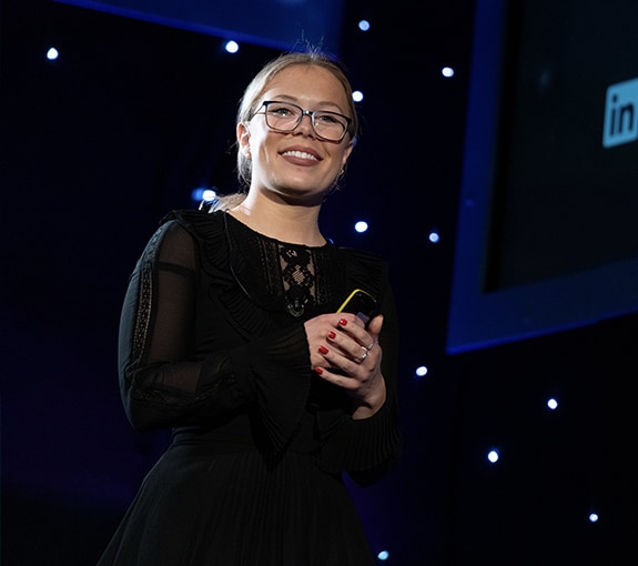 Ella Podmore MBE - IET Yılın Genç Kadın Mühendisi 2020